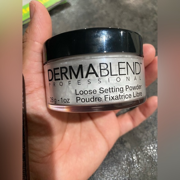 Dermablend | Makeup | Dermablend Loose Setting Powder | Poshmark